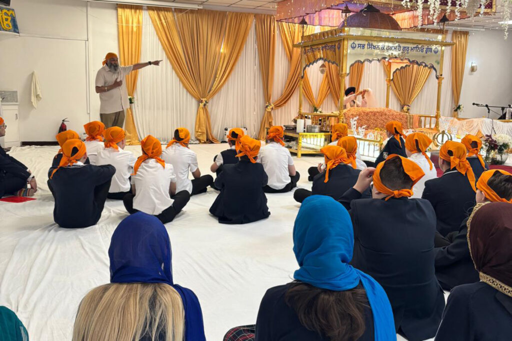 Learning More About Sikhism - Ridgeway High School