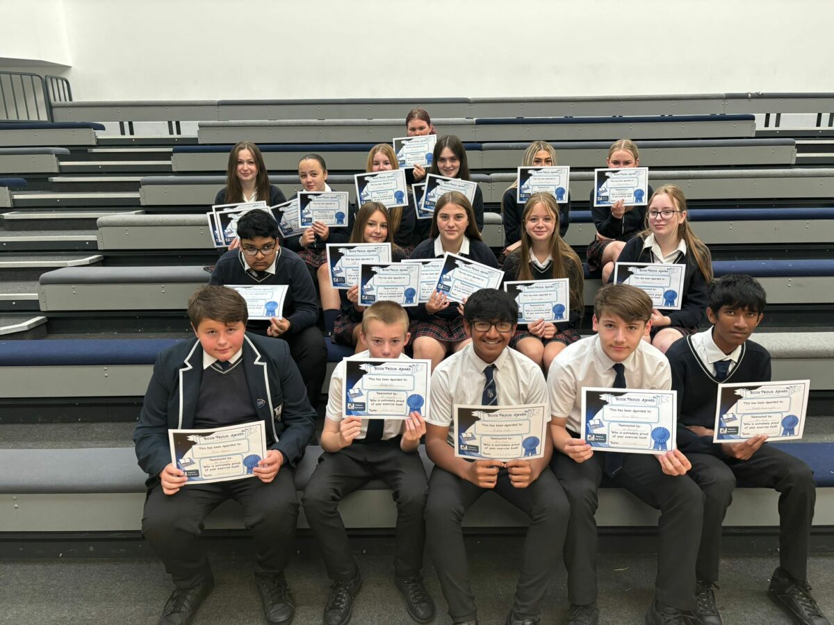 Summer Book Proud - Ridgeway High School